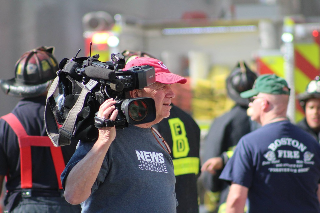 TV reporters talk about safety in the field - NewsLab